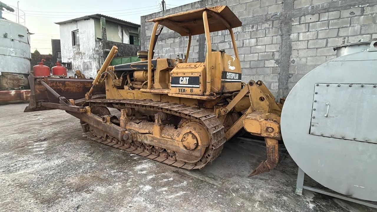 Trator de Esteira Caterpillar D6 E PS - Tratores e máquinas agrícolas ...