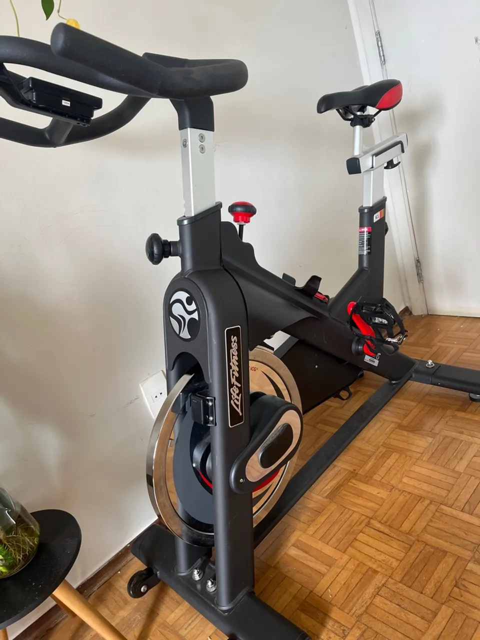 "bicicleta ergometrica life fitness" - Academia e Exercícios no Brasil