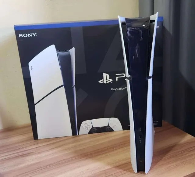 "ps5 slim" - Consoles de Vídeo Game no Brasil