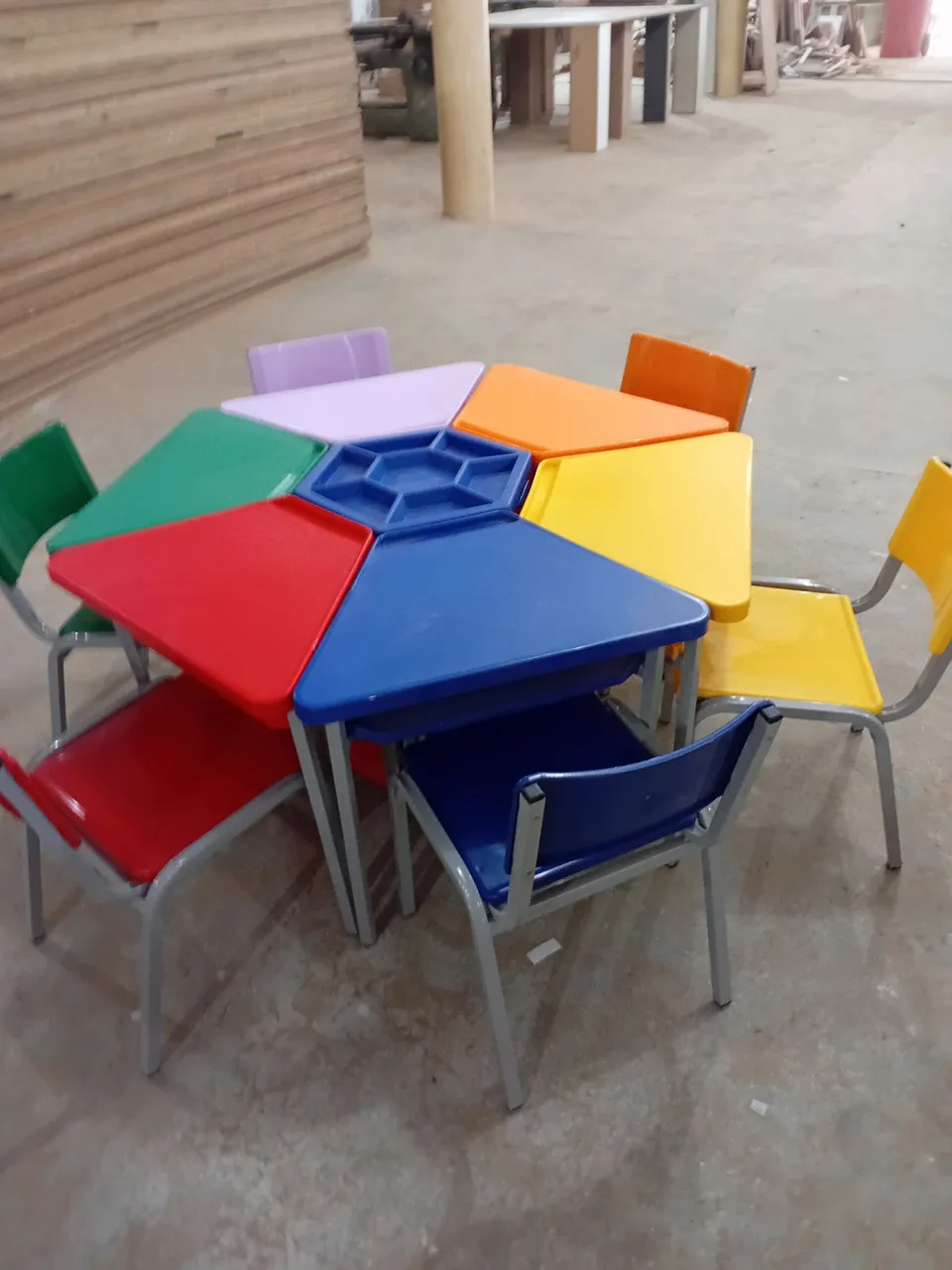 "mesa escolar" no Brasil