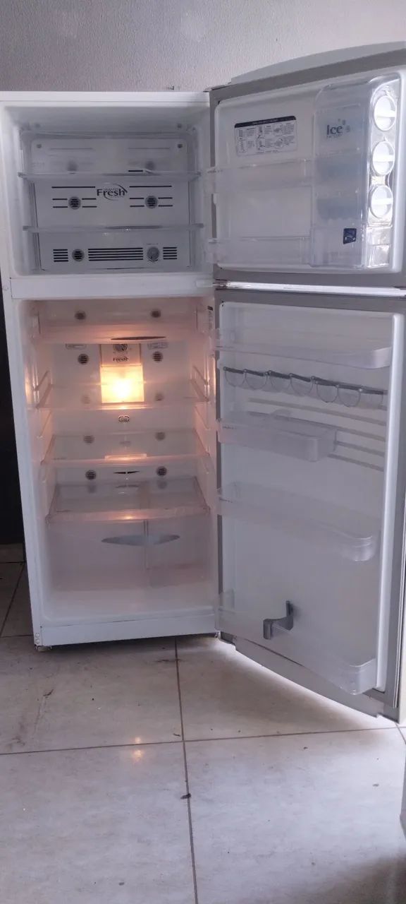 Geladeira duplex Frost Free semi nova - Geladeiras e Freezers - Jardim ...