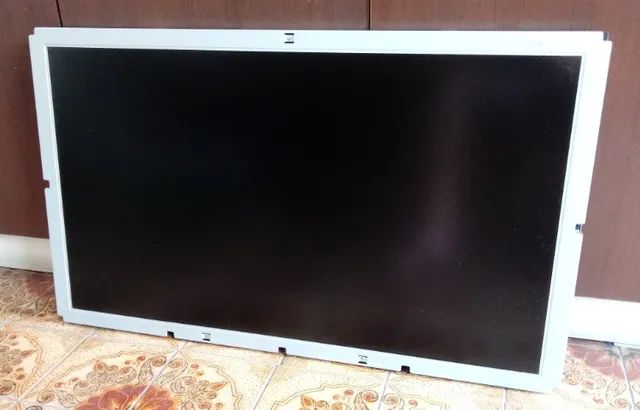 "tela display 32" no Brasil