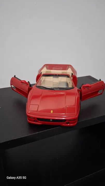 Ferrari 355 Modena - Miniatura em Escala - Hobbies e coleções - Parque ...