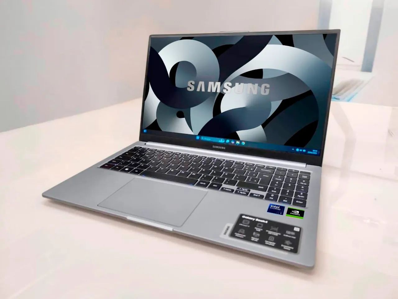 NOTEBOOK SAMSUNG GALAXY BOOK 4 CORE 7 l NVIDIA 4GB/ 512 NVME ...