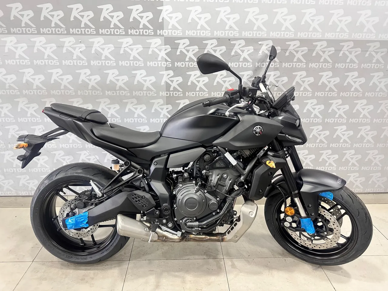 Motos Yamaha MT-07/MT-07 2025 no Brasil