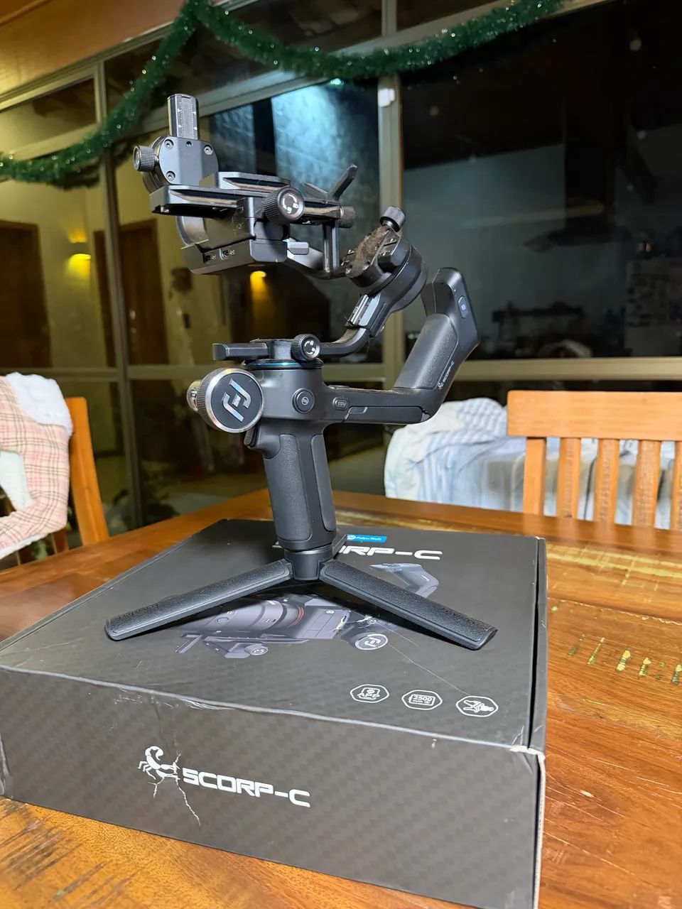 Estabilizador Feiyutech Scorp-C - Acessórios para Câmeras e Filmadoras ...