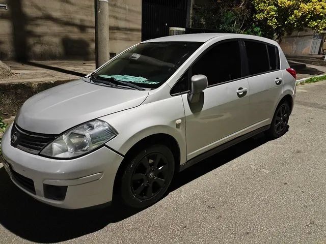 NISSAN TIIDA 2008 Usados e Novos