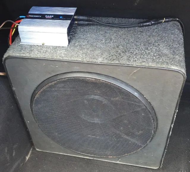 "subwoofer hinor 12" no Brasil