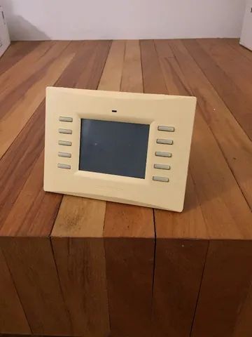 "crestron" no Brasil