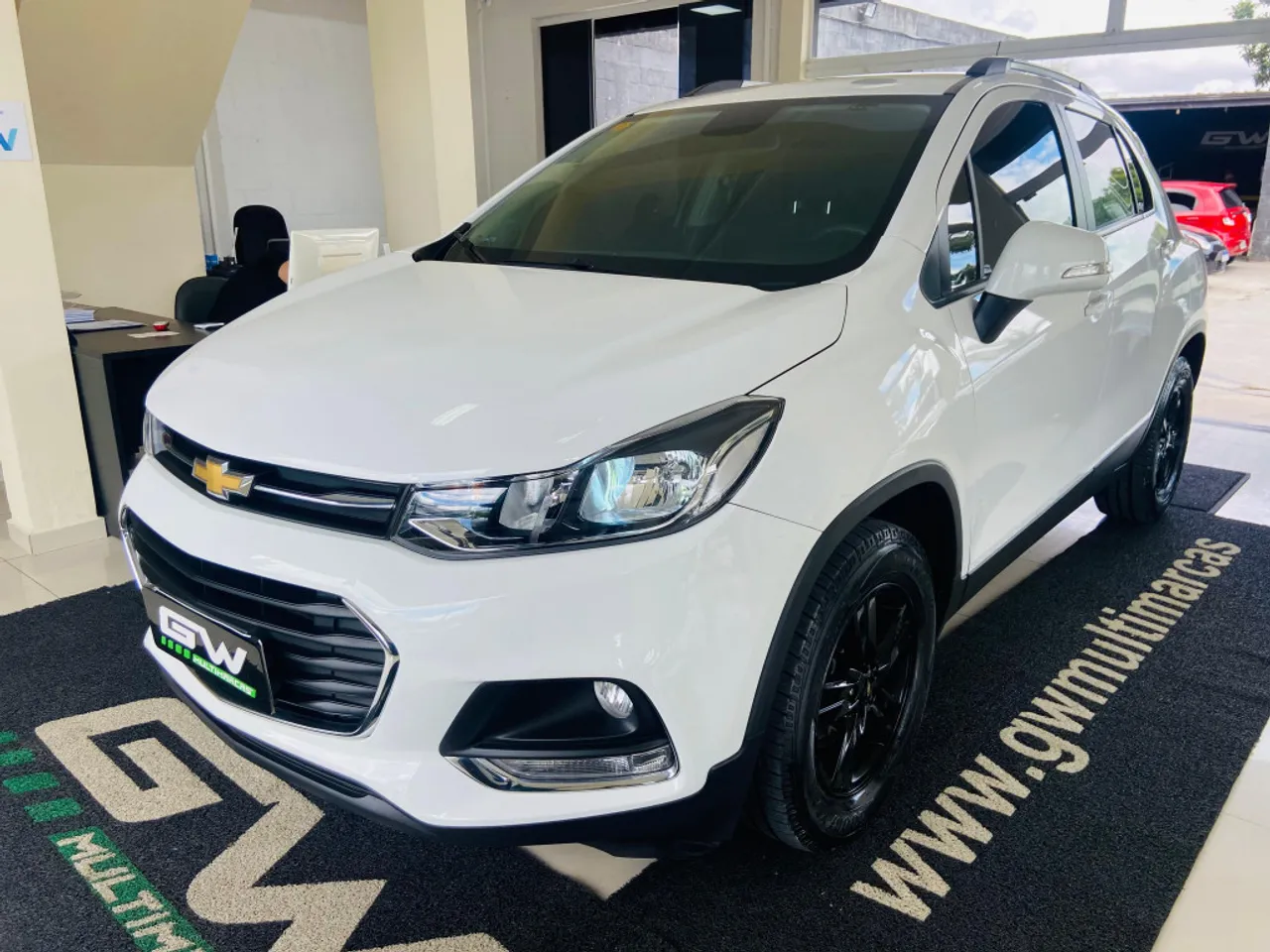 CHEVROLET TRACKER 2018 Usados e Novos