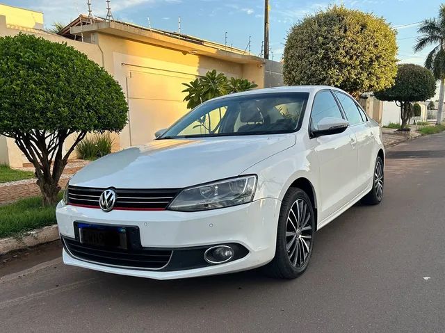 VOLKSWAGEN JETTA 2012 Usados e Novos