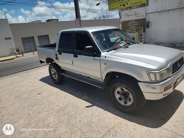 TOYOTA HILUX 2003 Usados e Novos