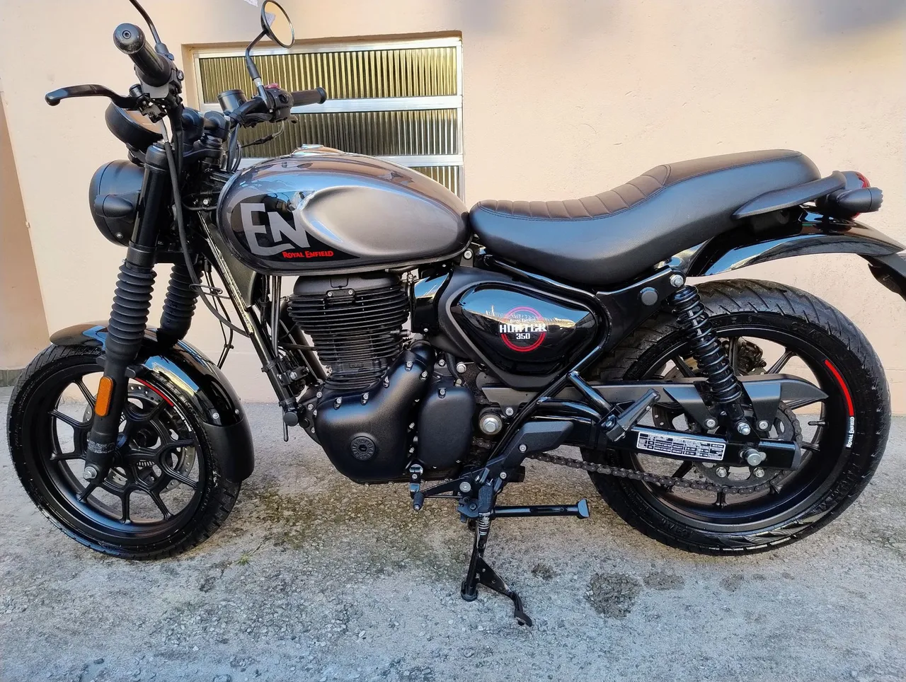 Motos Royal Enfield Hunter 350 no Brasil