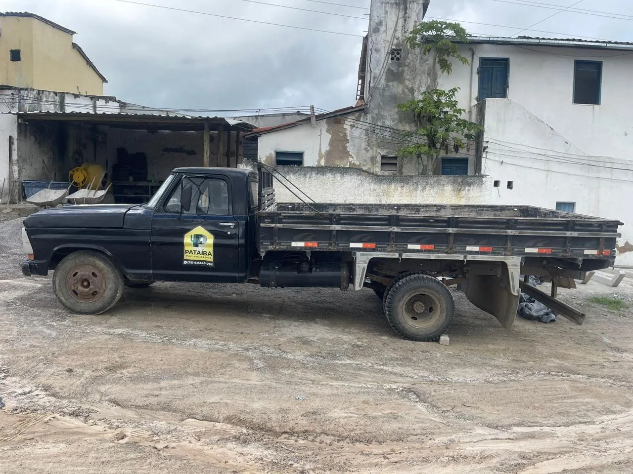 FORD F-4000 Usados e Novos