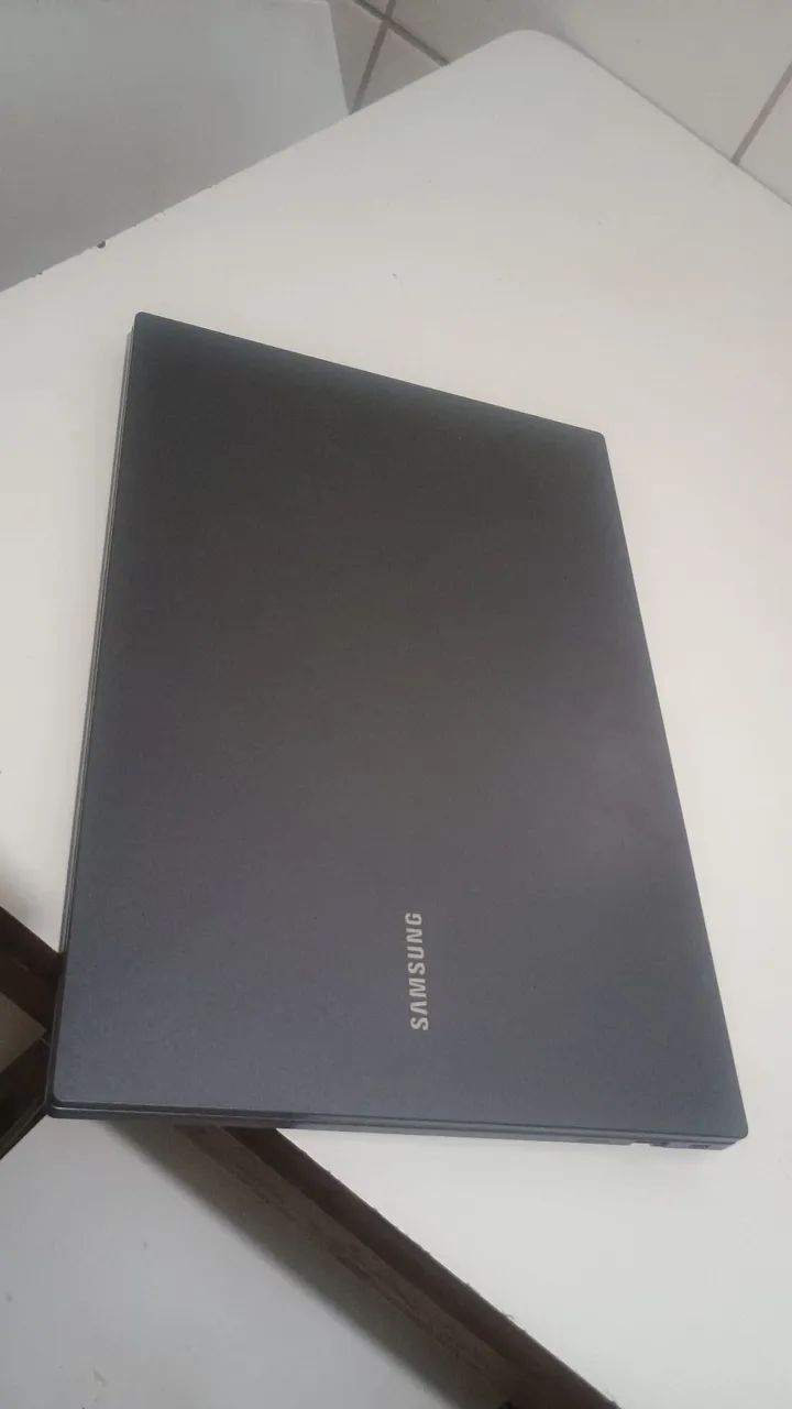 Notebook Samsung np550xda /4 de RAM / 256 gigas, aceito cartão ...