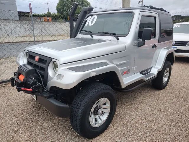 TROLLER T-4 2010 Usados e Novos