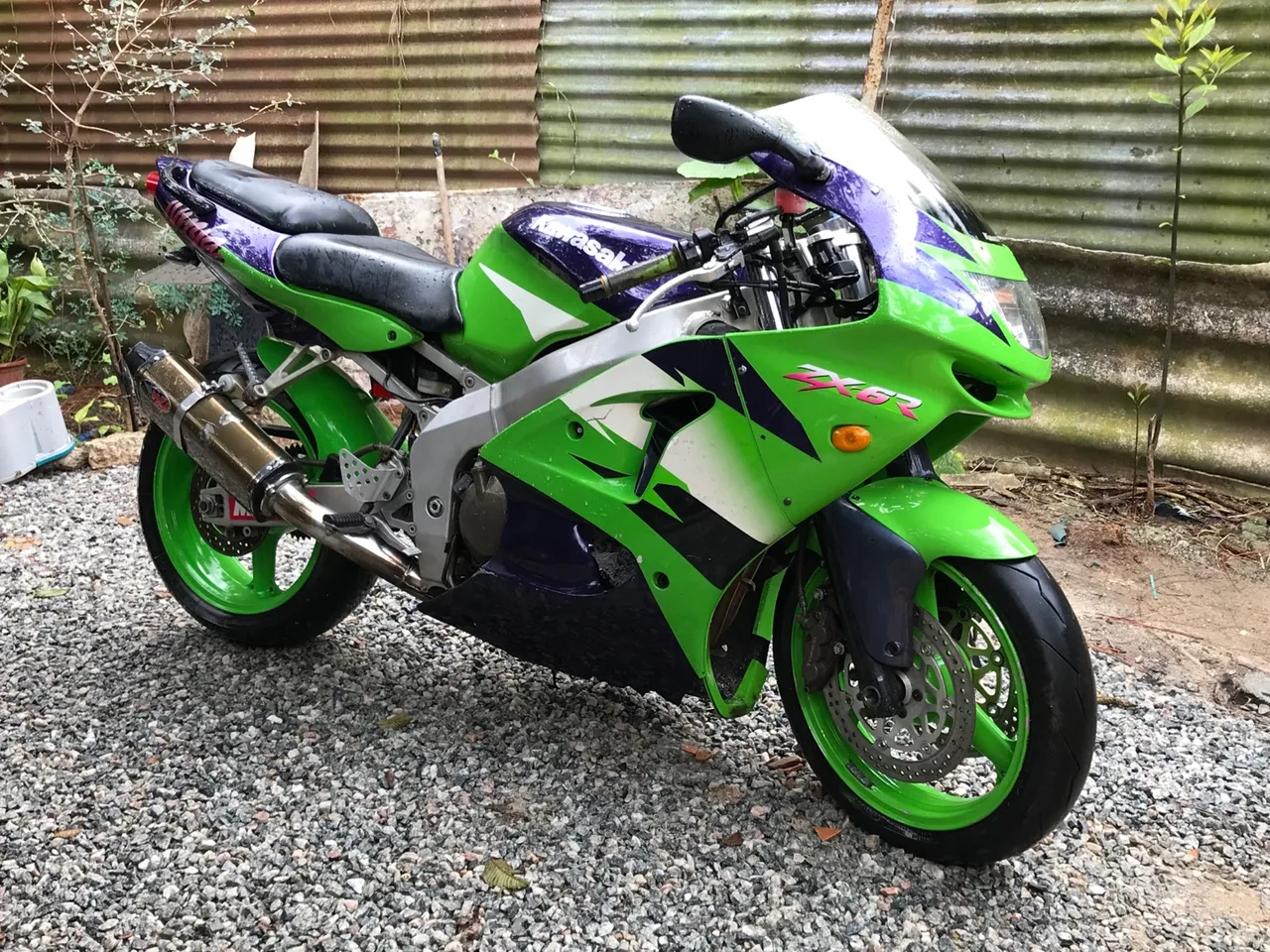 Motos KAWASAKI NINJA ZX-6R 600CC no Brasil