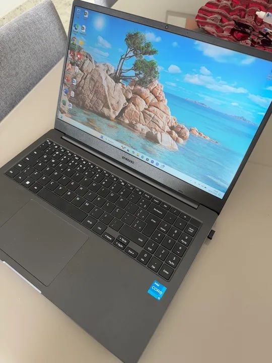Notebook Samsung - Tela grande, design moderno - Notebooks - Centro ...