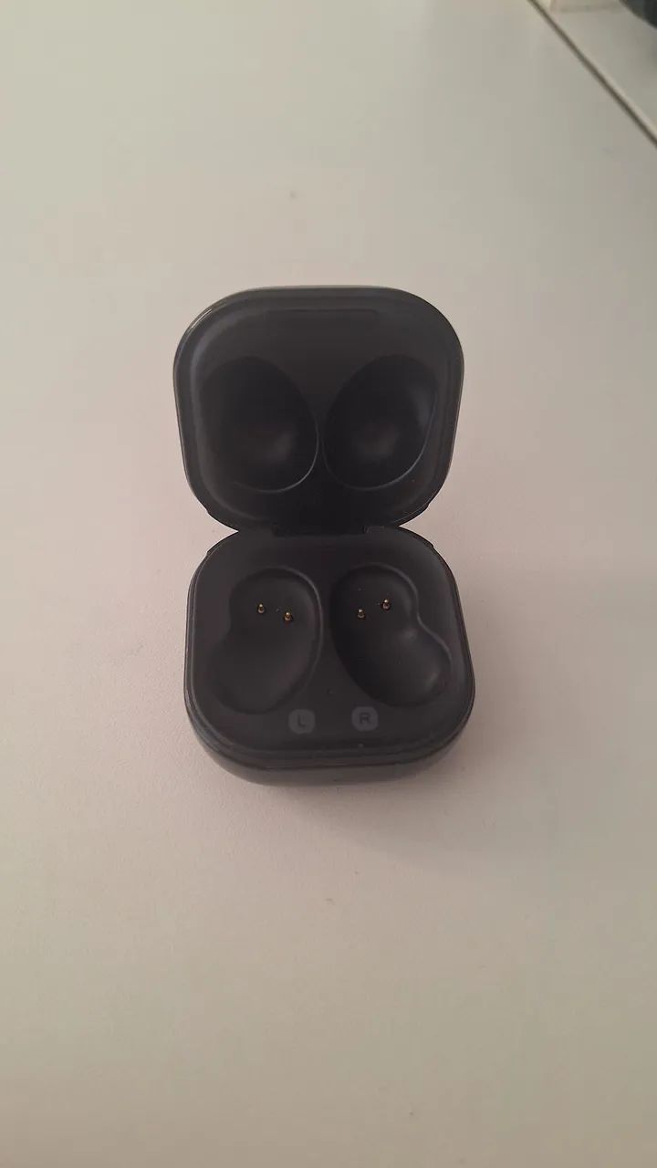 Buds Live ( Apenas a caixinha ) - Fones de Ouvido - Trobogy, Salvador ...