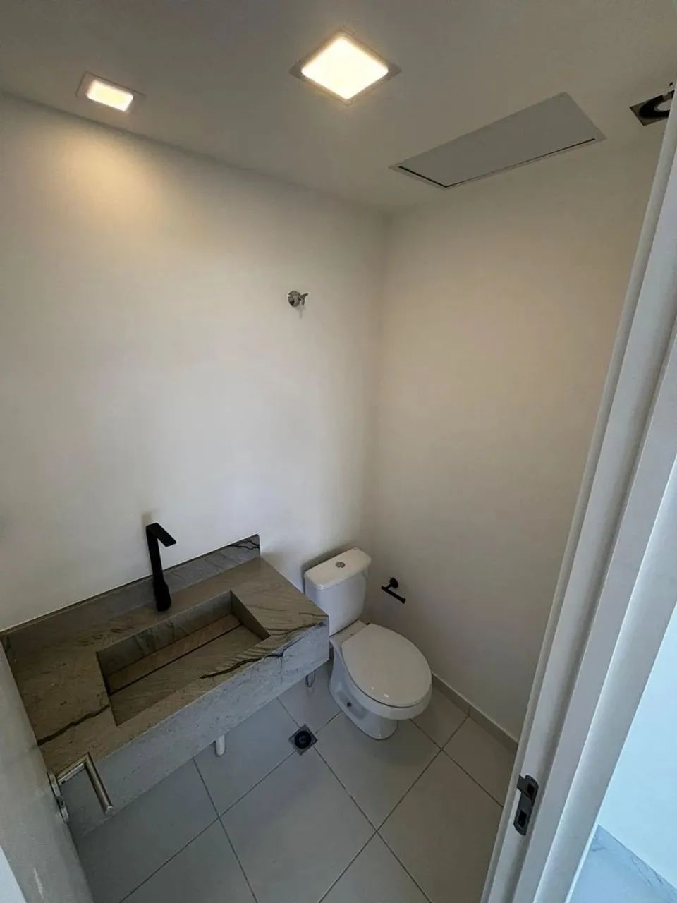 Sala no Britannia Park Offices (Torre Stamford) - Ponta Negra ...