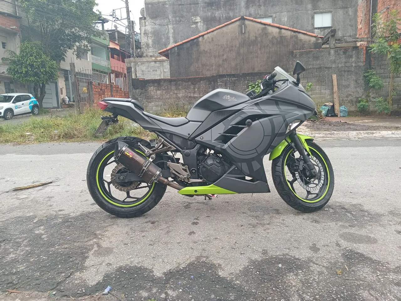 Motos KAWASAKI NINJA 300 no Brasil