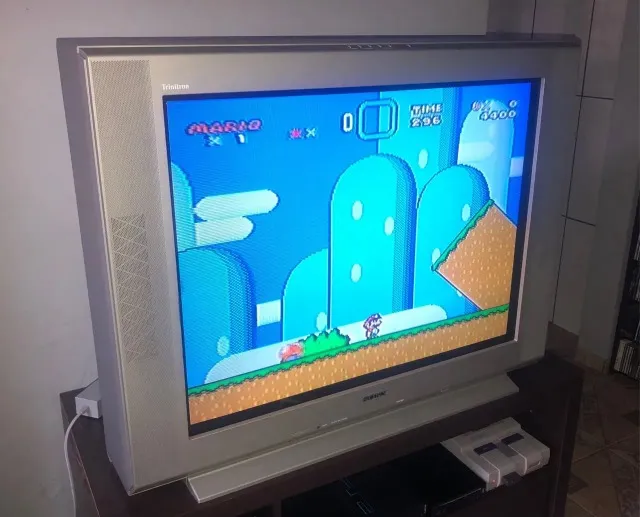 "tv de tubo" - TVs no Brasil