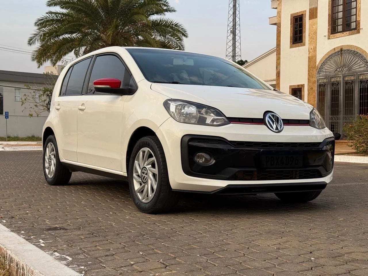 VOLKSWAGEN UP! 2020 Usados e Novos