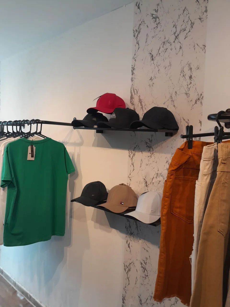 Vendo loja de moto eletrica, vestuário masculino e acessórios ...