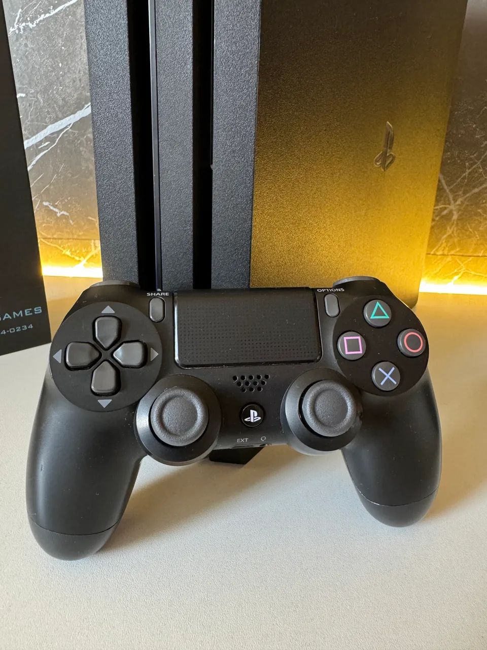 Ps4 Pro 1tb 4k, Completo mais Jogo Original de Brinde! TROCAS ...