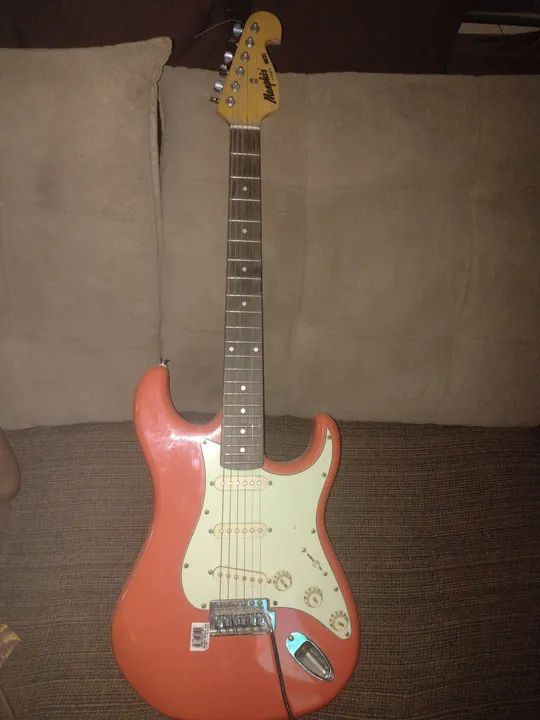 Guitarra Elétrica Memphis ST-300 - Instrumentos musicais - Cruzeiro ...