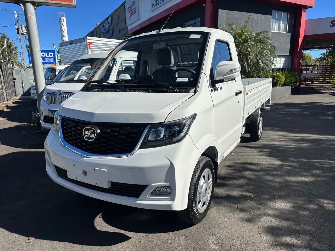 "effa towner" - Carros Usados e Novos à venda