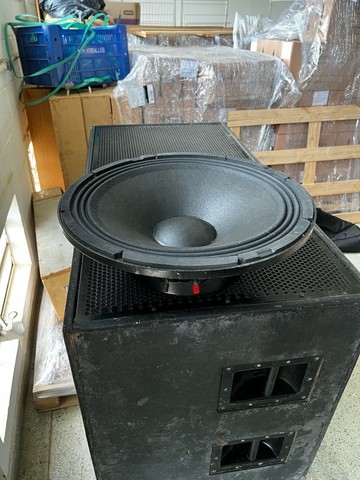 Subwoofer de 18 polegadas | +182 anúncios na OLX Brasil