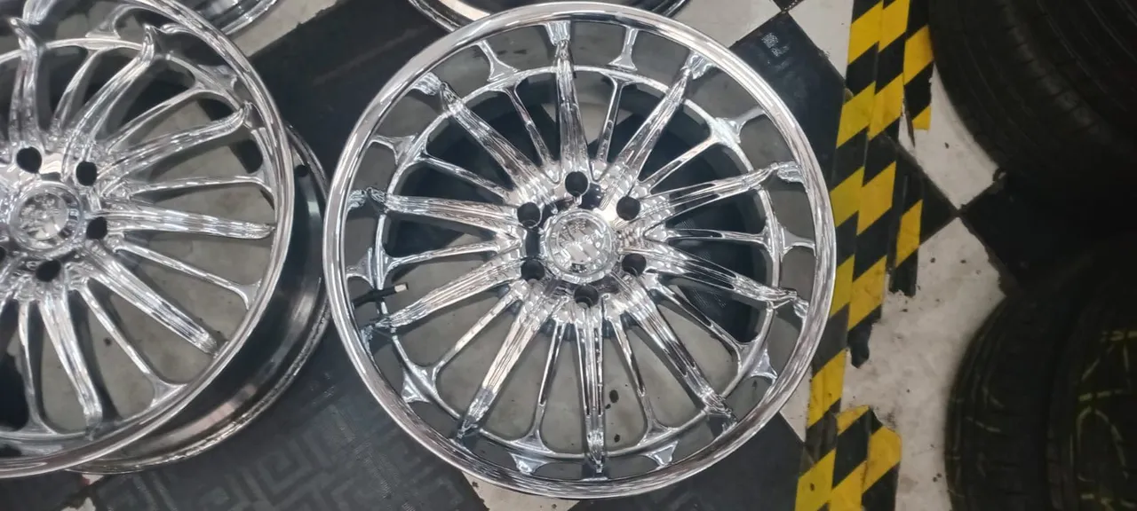 "rodas aro 11 cromadas" - Peças para carros, vans e utilitários no Brasil