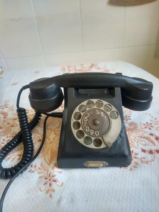 "telefone antigo original" no Brasil
