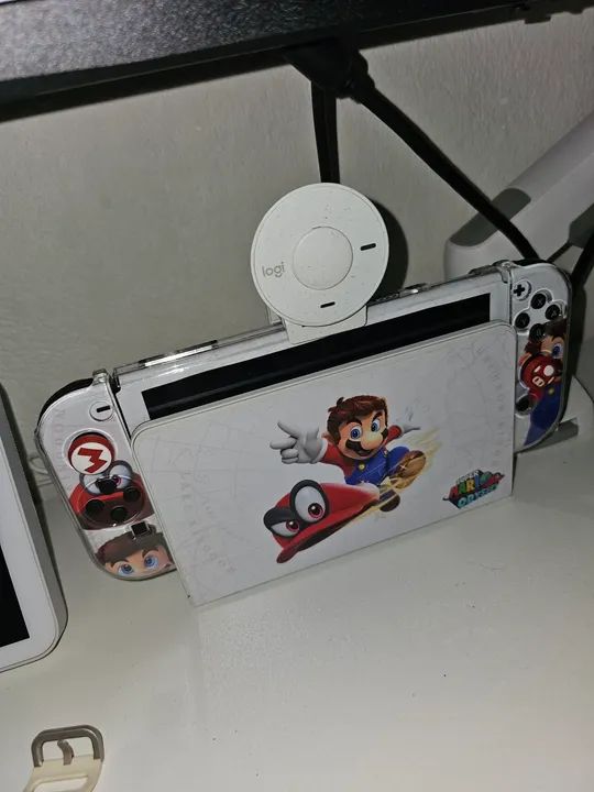 Nintendo Switch com capa Mario Odyssey - Consoles de Vídeo Game ...