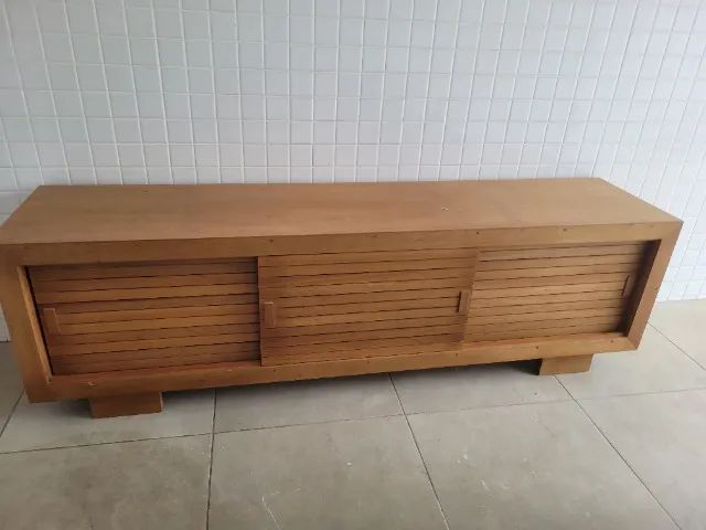 Rack TV madeira maciça. Medidas 2m de compr, 045 de profundidade e 0,50 ...