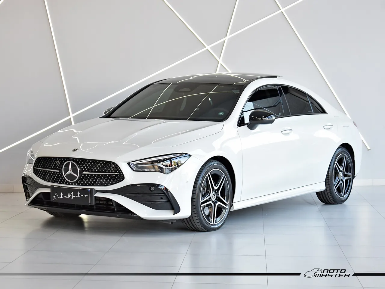 Mercedes-Benz CLA-200 Usados e Novos