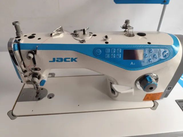 Máquina De Costura Reta Jack A4 Seminova - Eletroportáteis Para Cuidados Pessoais - Rio Bonito ...