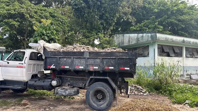 "retirada de entulho" no Brasil