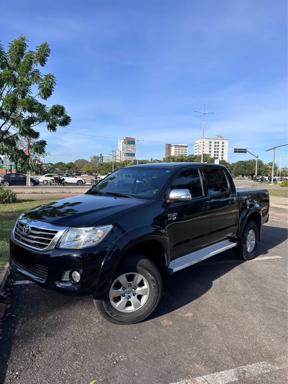 TOYOTA HILUX 2015 Usados e Novos