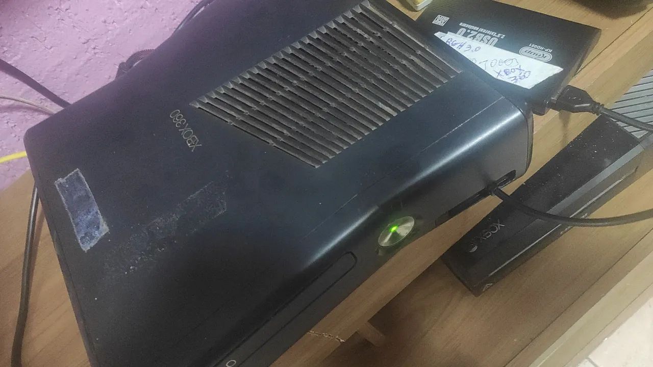 Xbox 360 slim ( RGH freestyle ) - Consoles de Vídeo Game - Recanto das ...