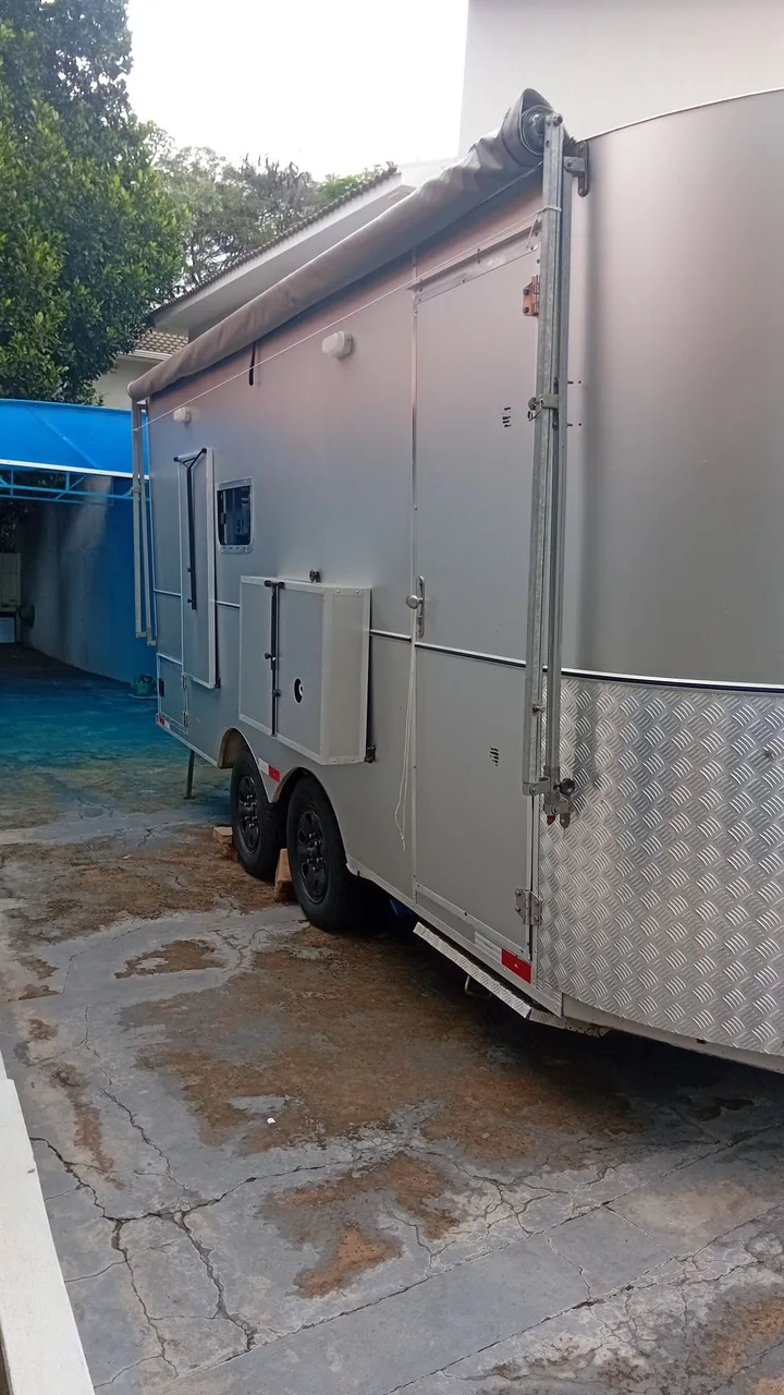 "trailler motorhome" no Brasil