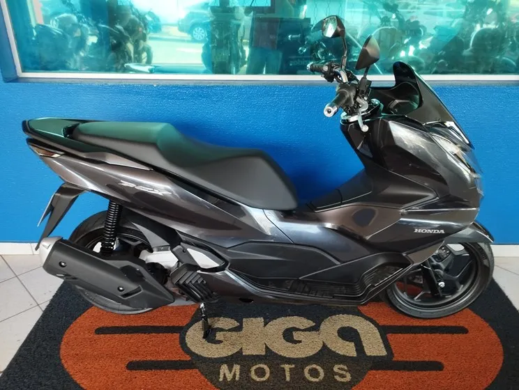 Motos HONDA PCX 2024 no Brasil
