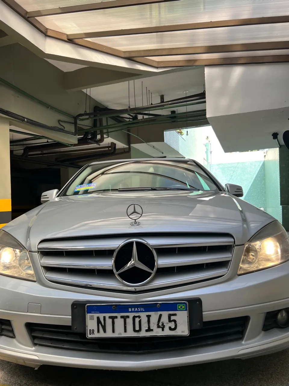 MERCEDES-BENZ C-180 2011 Usados e Novos