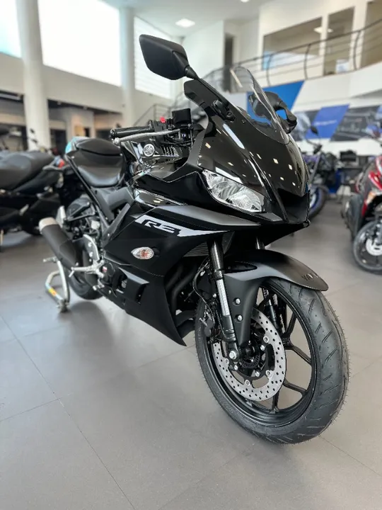 Motos YAMAHA YZF no Brasil
