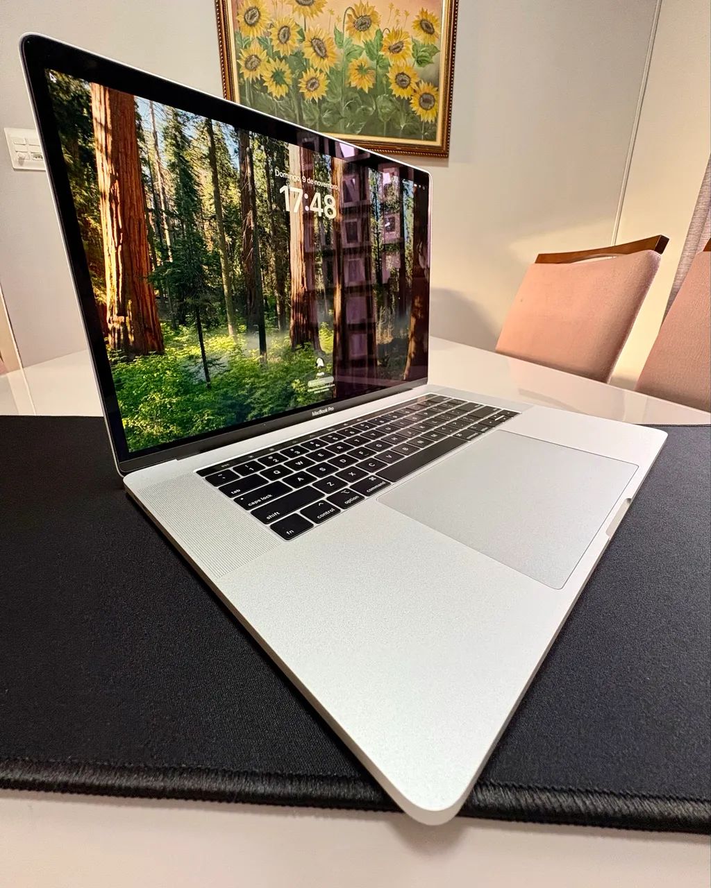 MacBook Pro Touch Bar 15 polegadas (i9/32g/1Tb) placa de vídeo dedicada ...