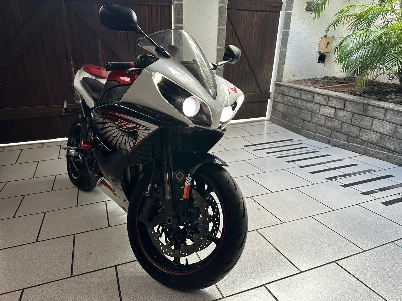 Motos YAMAHA YZF no Brasil