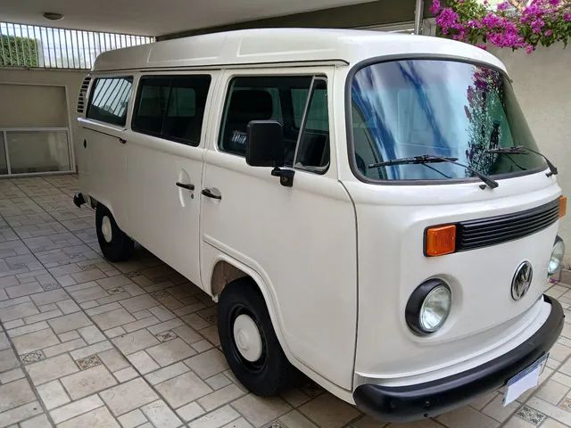 VOLKSWAGEN KOMBI 2000 Usados e Novos