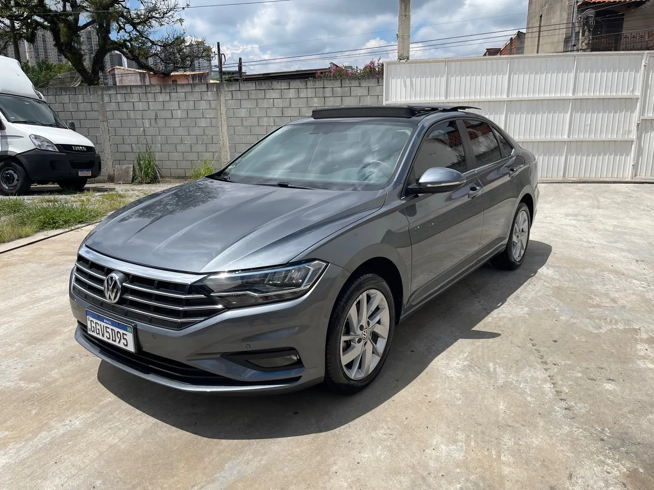 VOLKSWAGEN JETTA Usados e Novos