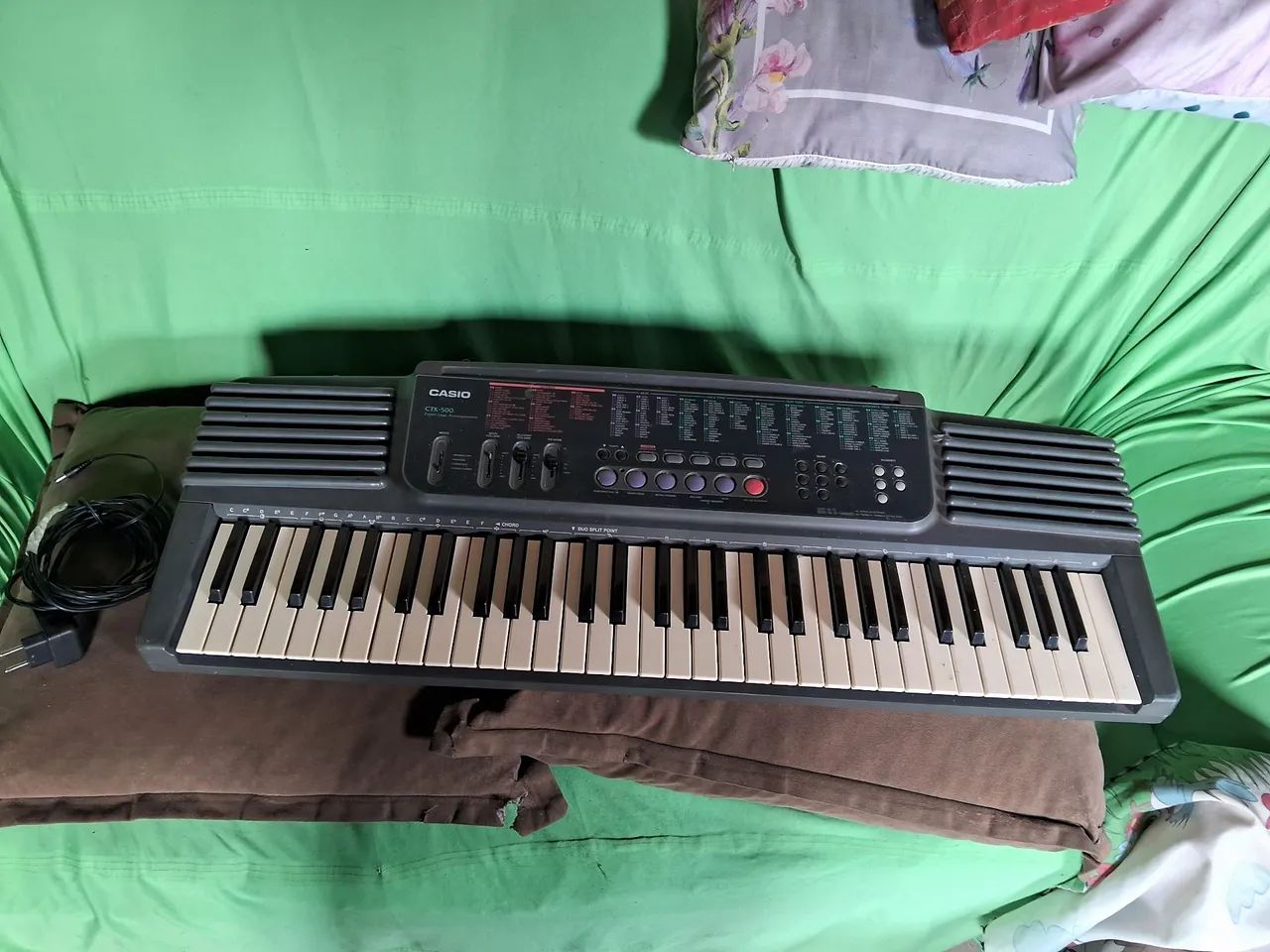 Teclado Casio CTK-500 funciona certinho - Instrumentos musicais ...